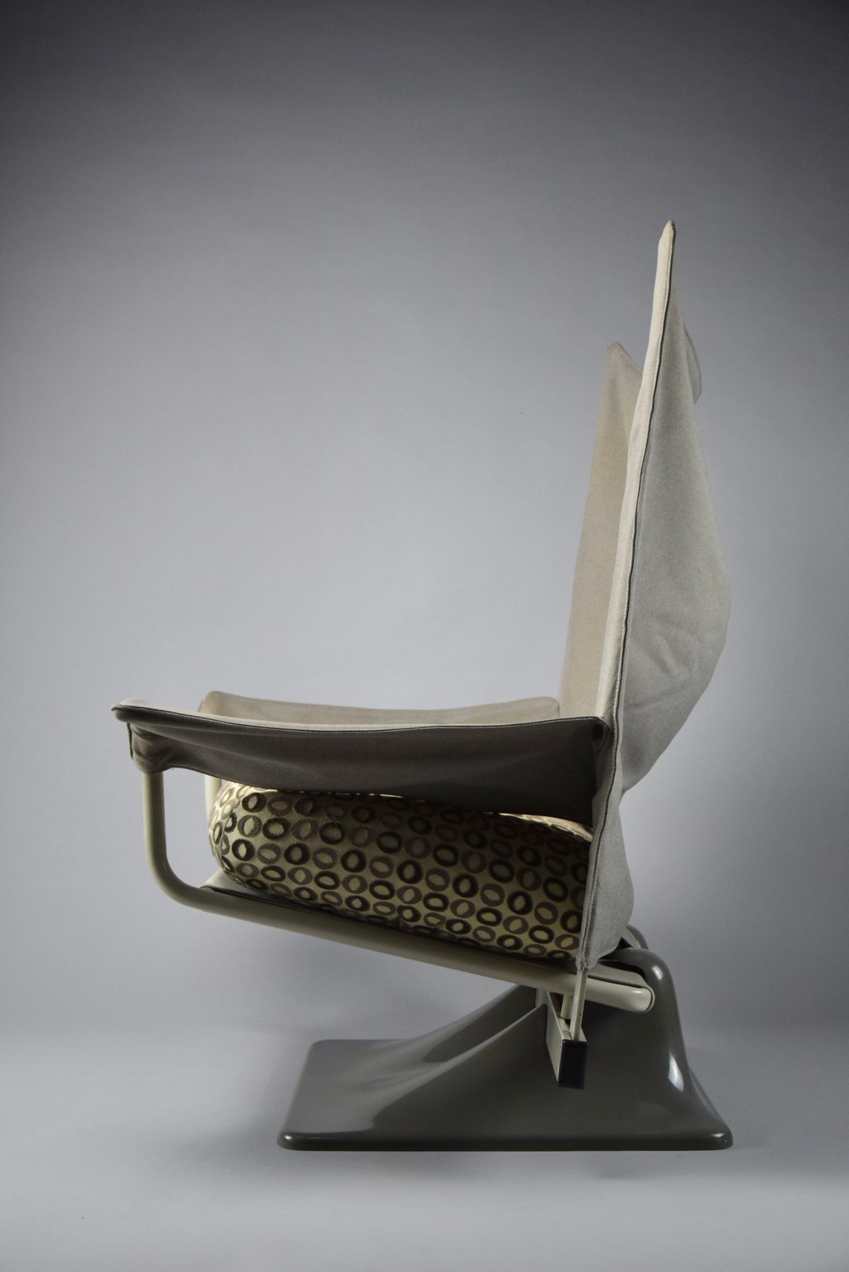 AEO Armchair by Cassina Italy– Vintage Objects