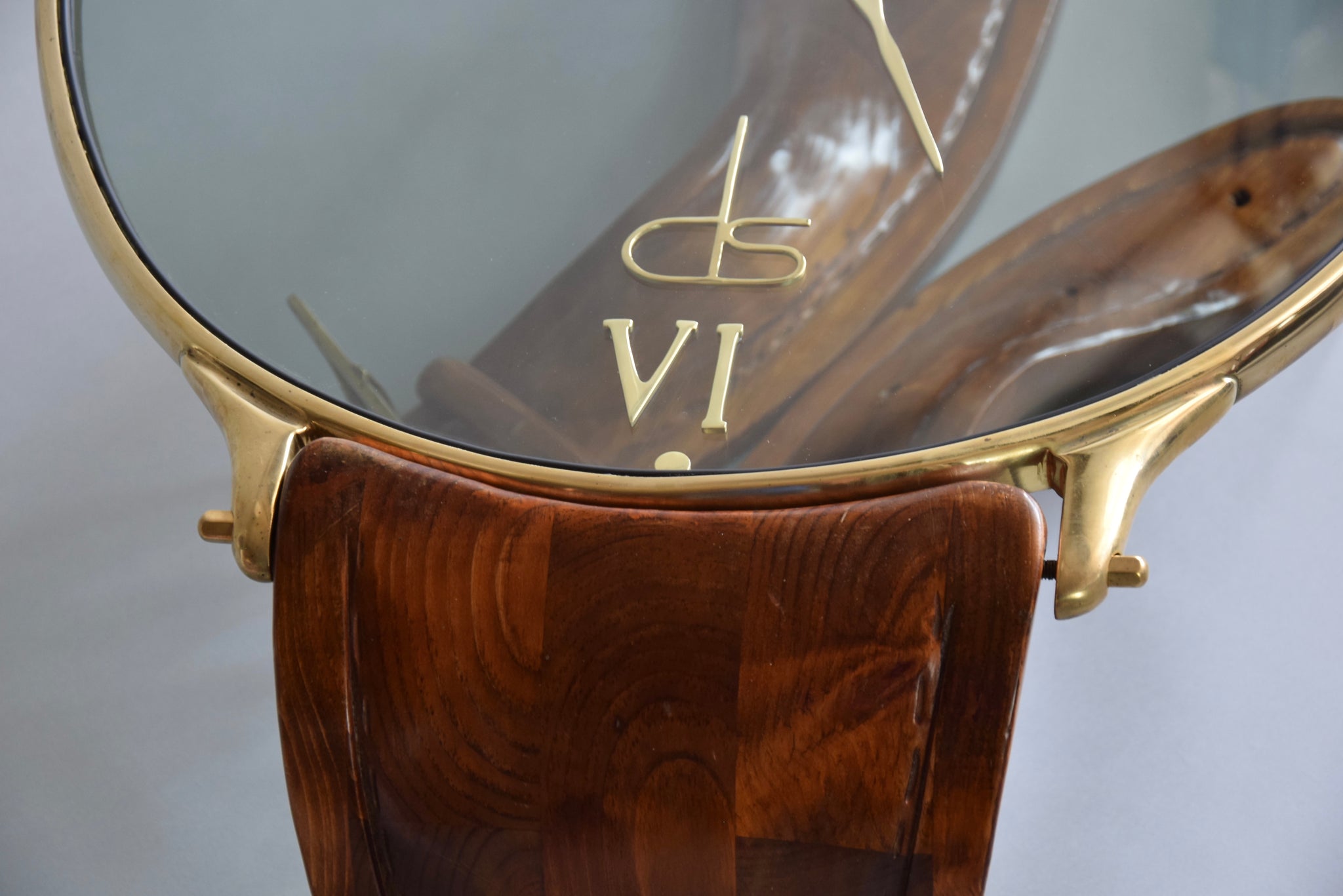 Classic Vintage Wrist Watch Coffee Table made in Italy– Vintage Objects