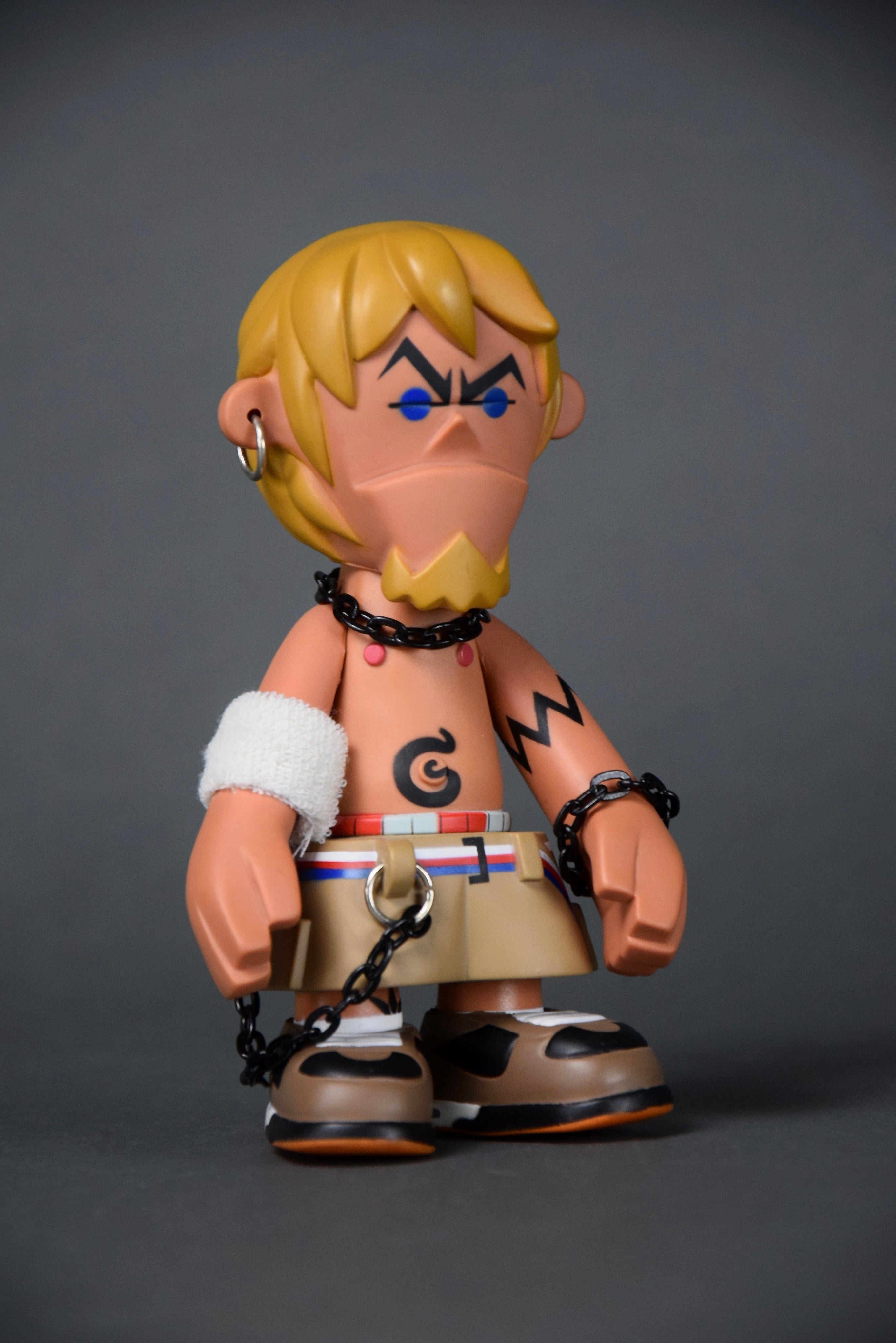 Maxx Gardener 03 Designer Toy by Michael Lau– Vintage Objects