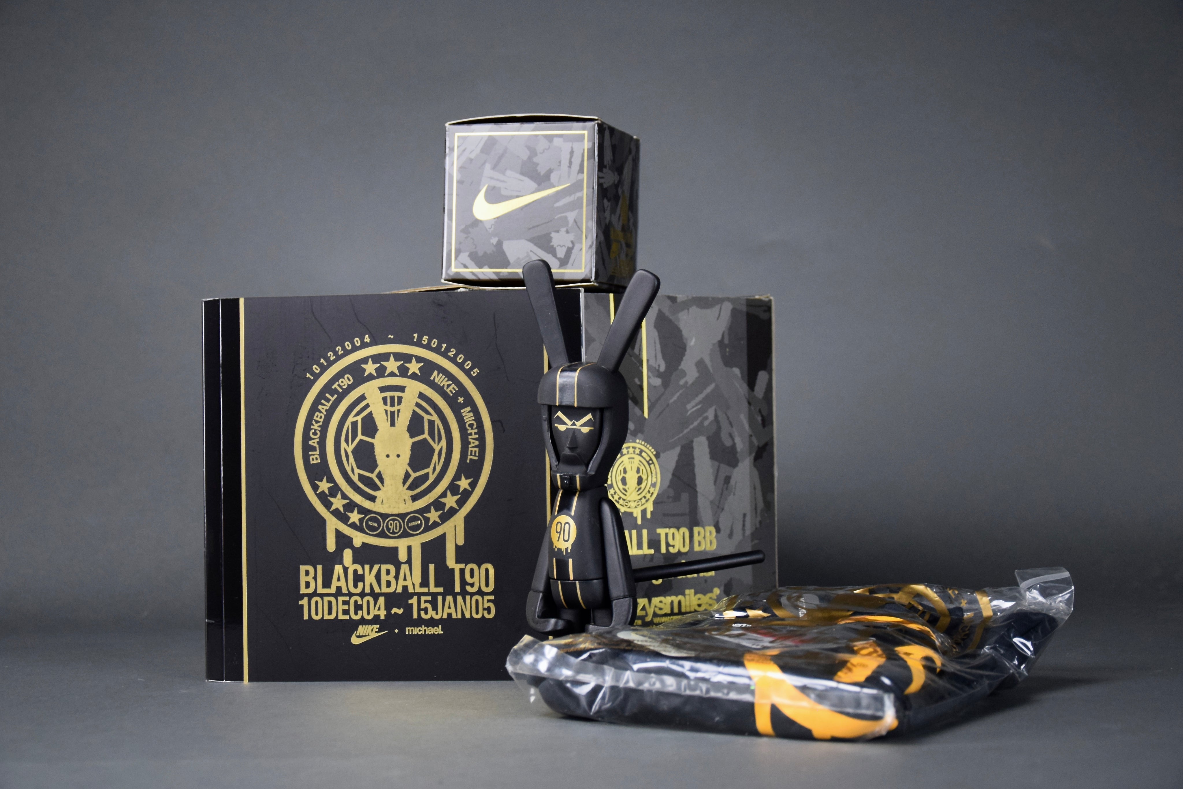 MINT BLACKBALL T90 BB 2005 ART TOY BY MICHAEL LAU AND NIKE– Vintage Objects