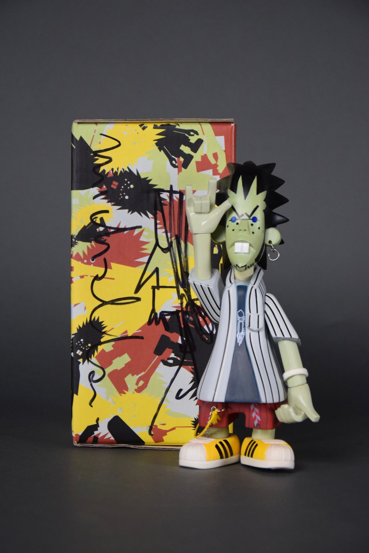 Mono Gardener 069 Designer Toy 2003 by Michael Lau– Vintage Objects